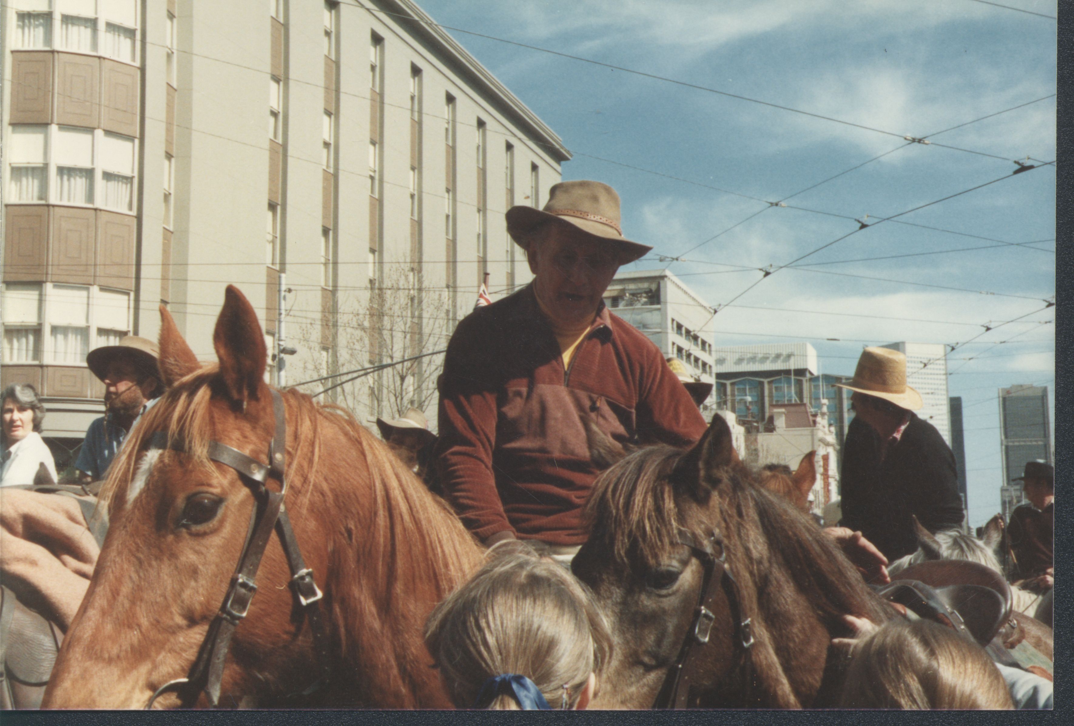 MOUNTAIN CATTLEMEN’S PROTEST RIDE TO PARLIAMENT HOUSE MELBOURNE 4 ...