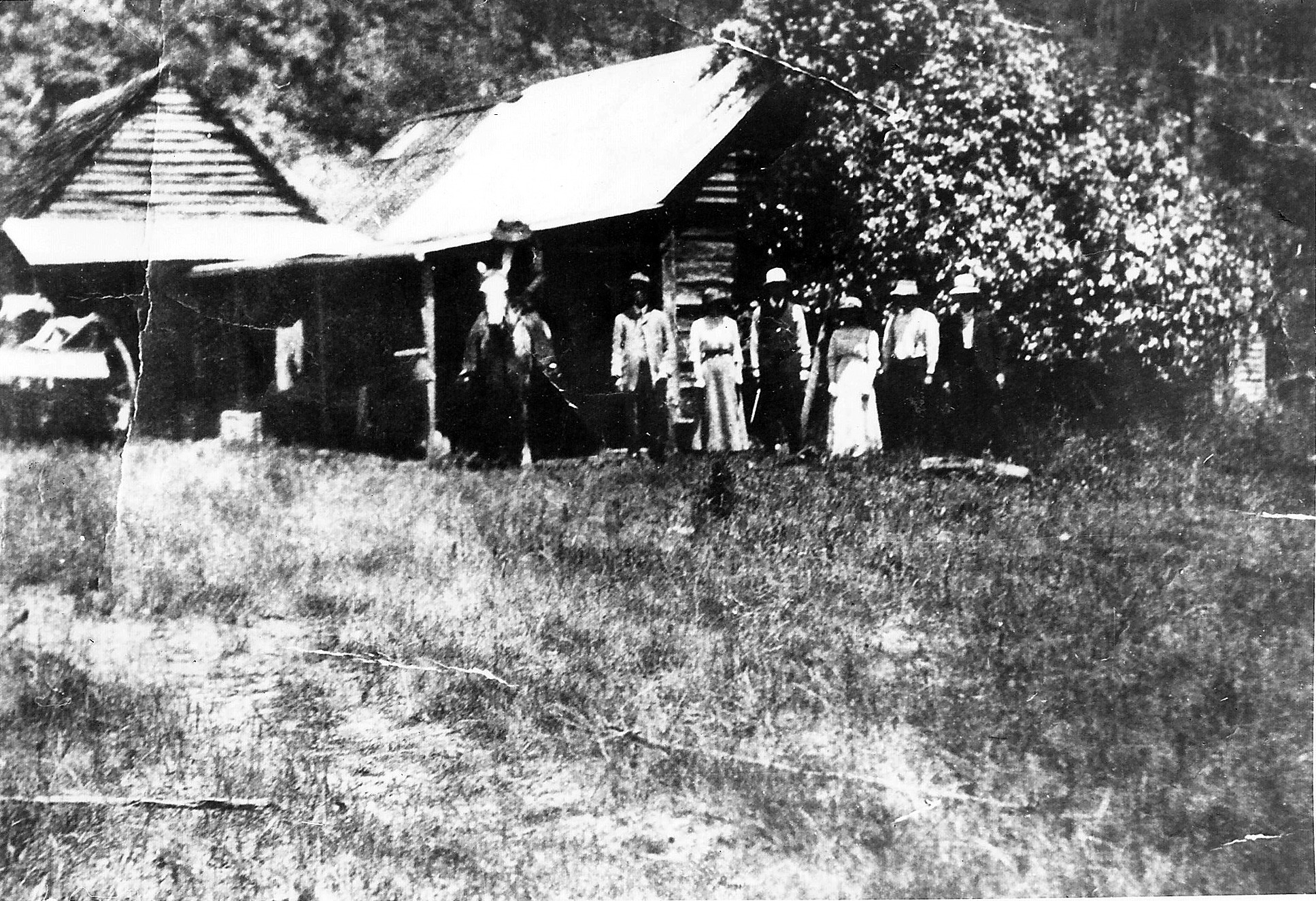 LOVICK FAMILY COLLECTION. HOWQUA HILLS HOTEL - High Country History Hub