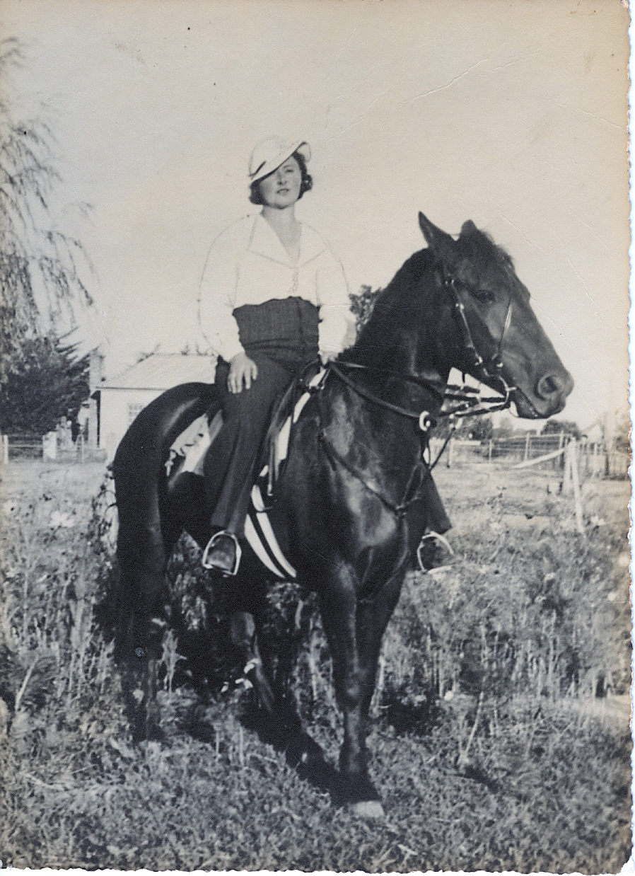 Alice Burch on horse taken at 27 Hunter Street, Mansfield - circa 1945 ...