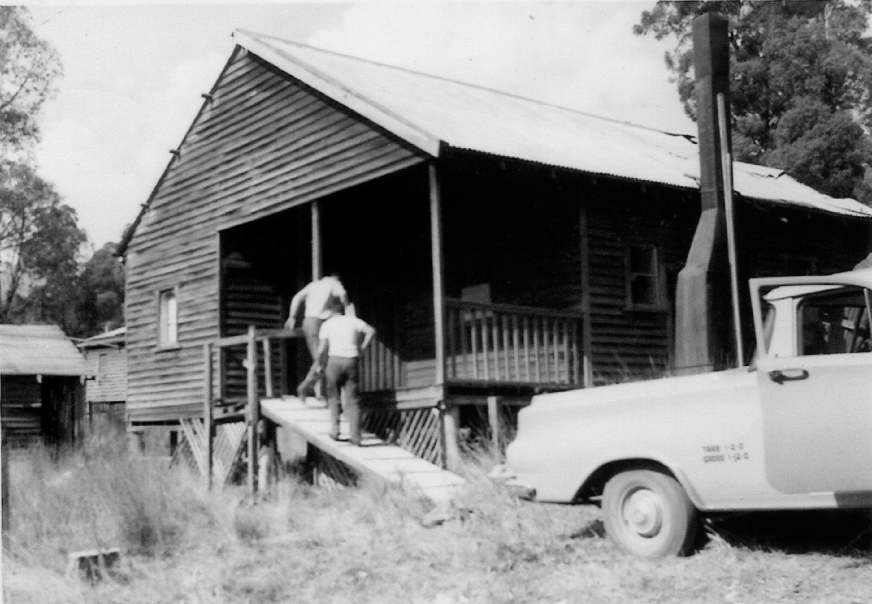 Mess hut at Sawmill Setlement - High Country History Hub