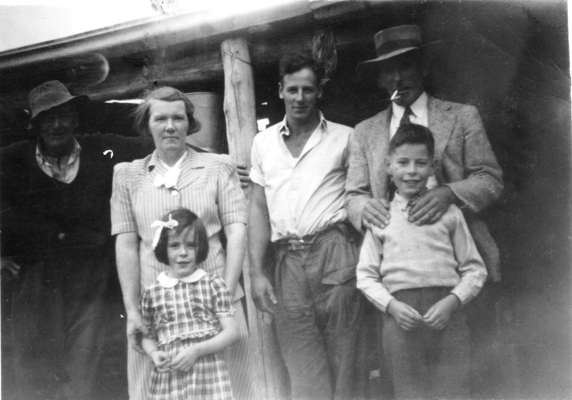 Geordie Jebb, Queenie and Val Stewart, Ian Jebb, Bill and Kevin Stewart ...