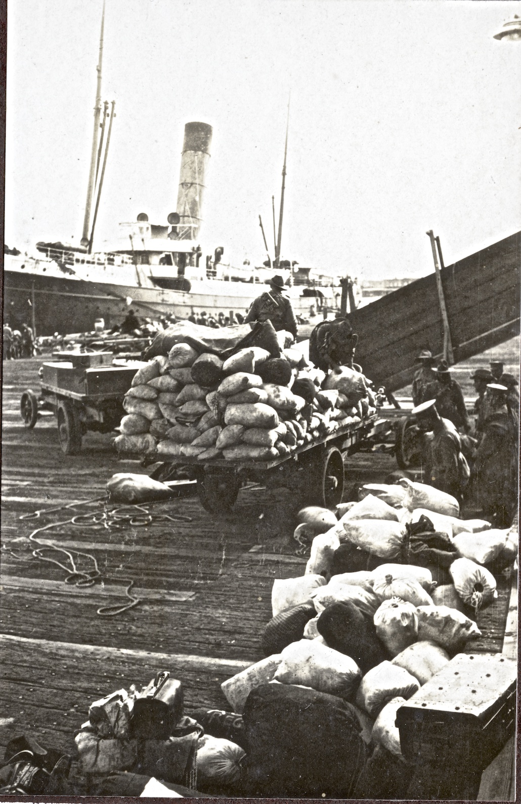 Kitbags at Port Melbourne ready to be loaded for World War I (WW1 ...