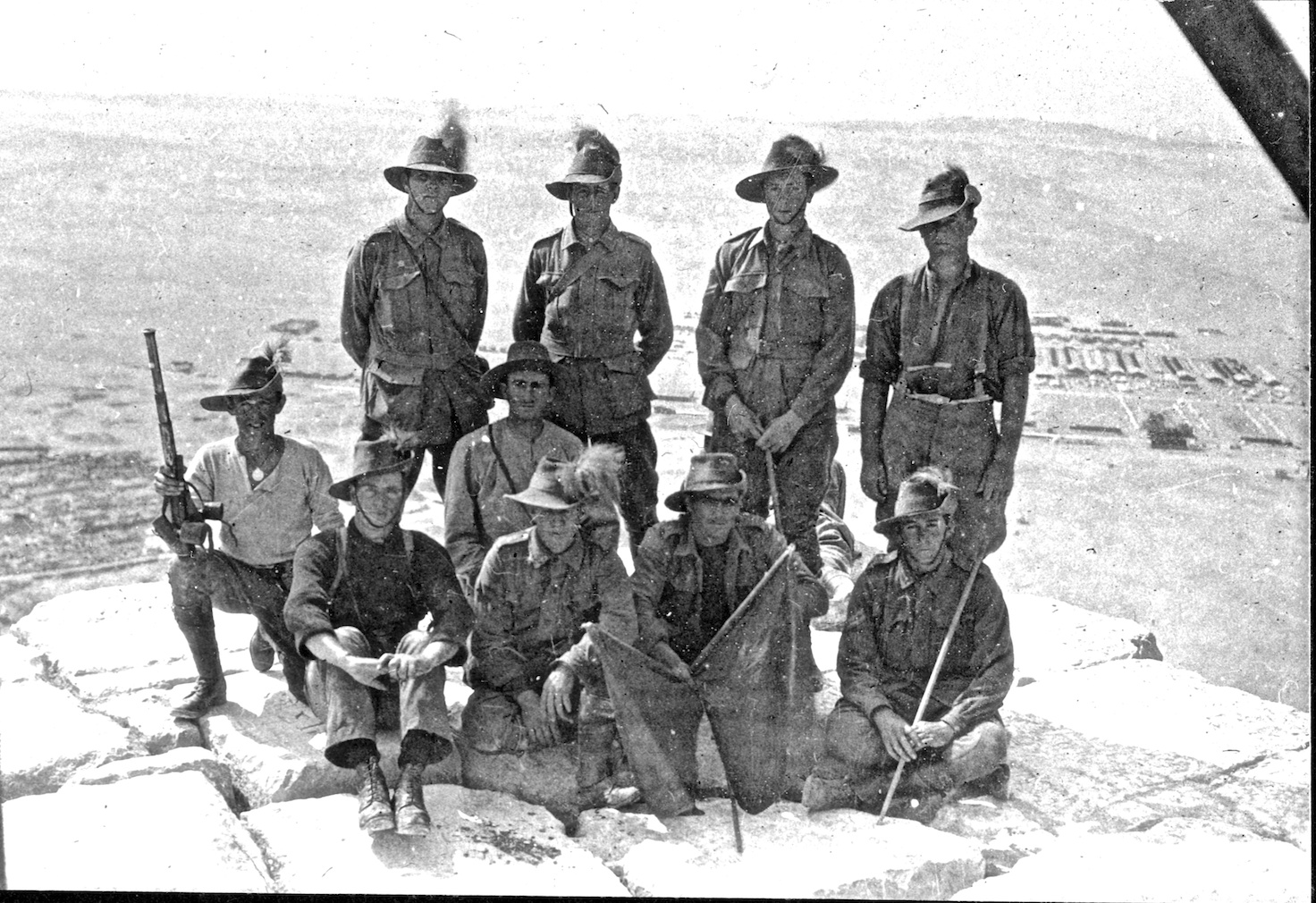 World War 1 (WW1) - Some of the B Squadron on top of a pyramid, Mena ...