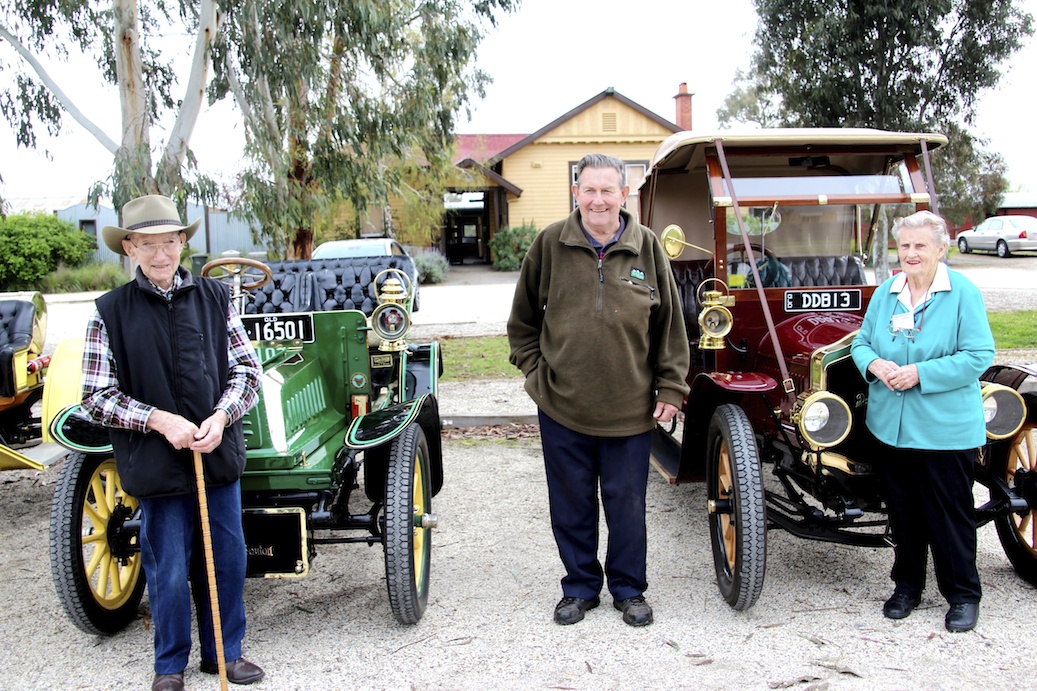 Steve Arbuthnot, Bill Ward & Pat Arbuthnot at the Mansfield Historical ...