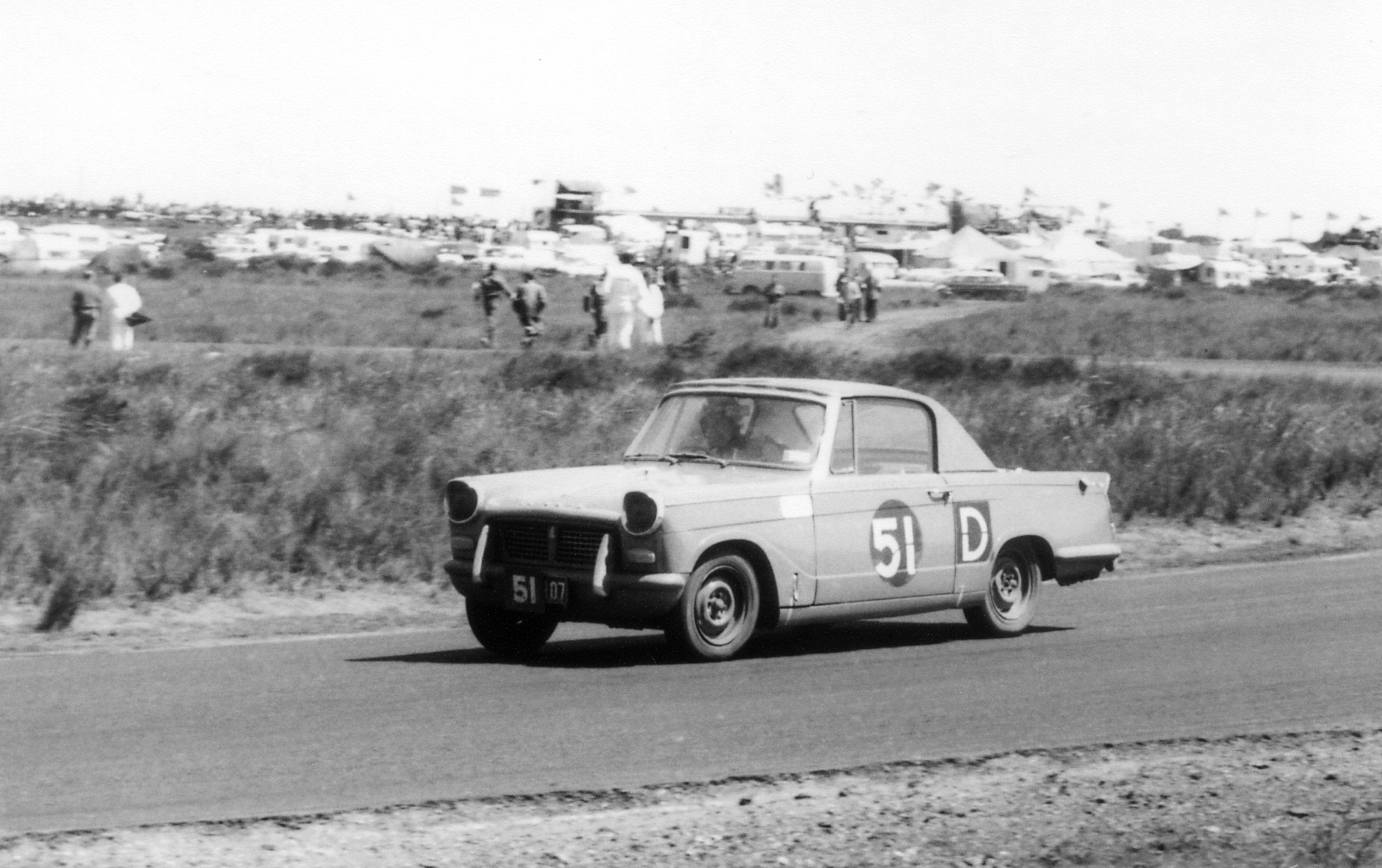 Motor Racing - "Hoot" Gibson 62748 - Hoot Gibson / P.England / J ...