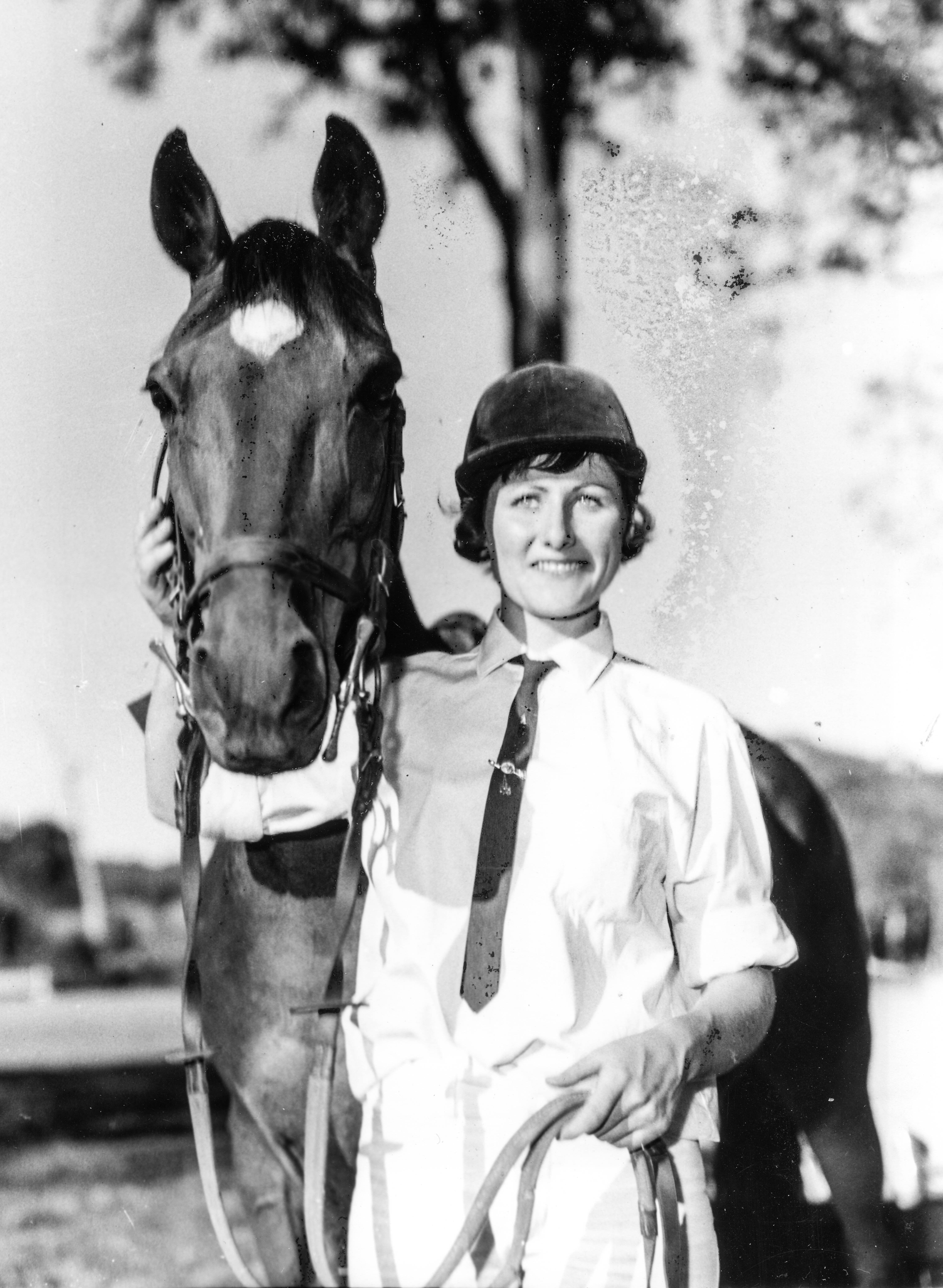 Pam Cameron with her horse 'Sonny Boy", at Tolmie. - High Country ...